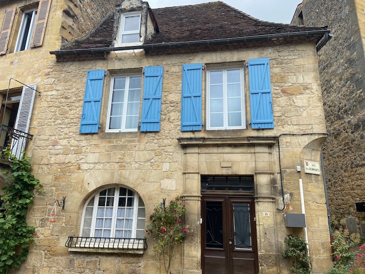 Charmante Maison Climatisée à Saint-cyprien - Castels