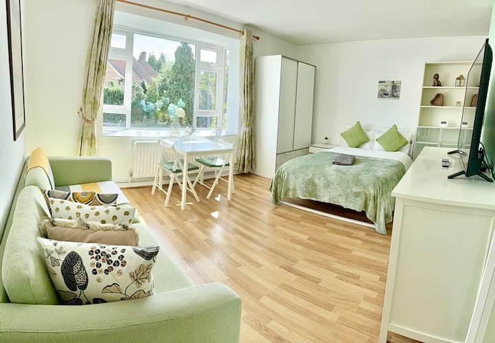 Beautiful 3 Bedrooms Flat 2 Min Walk To Tube - Centro de Londres