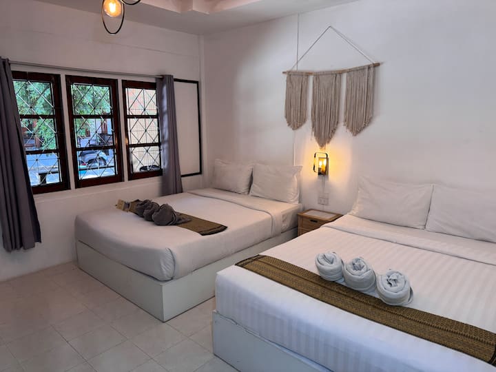 Comfortable House With One Bedroom And Balcony - Ao Nang