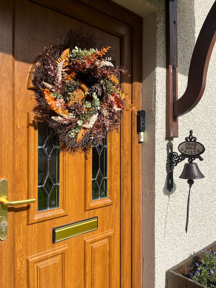 Relaxing Getaway: Stylish Whitepark Cottage - Ballycastle