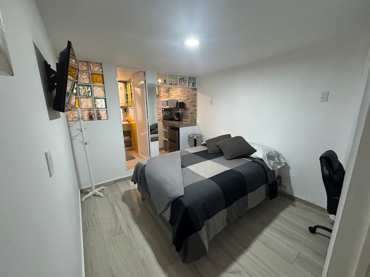Independent Studio - Mexico City