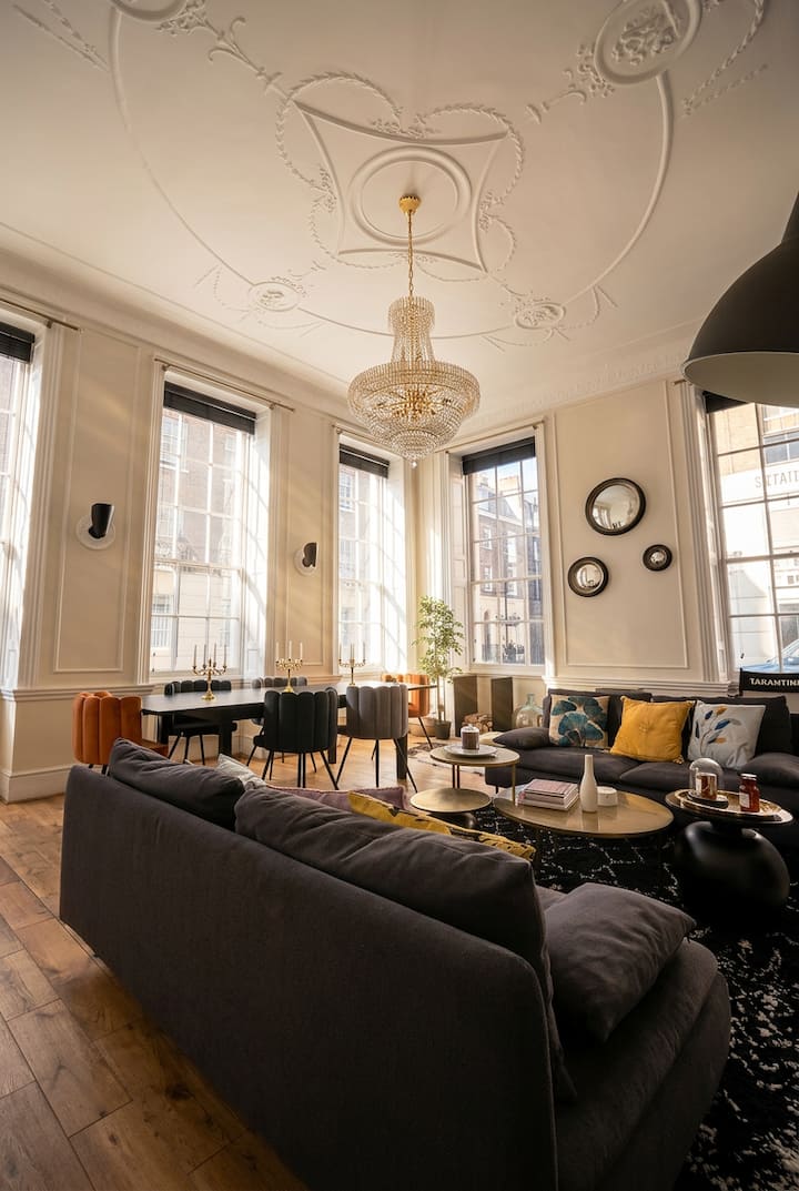 Hidden Gem - London, UK