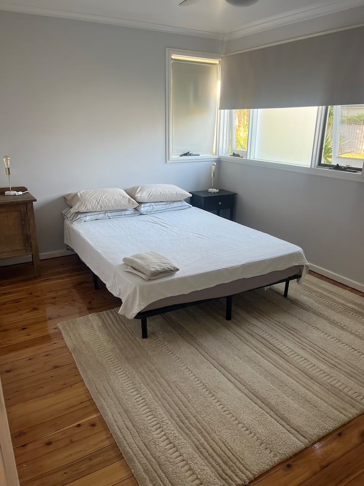 Family Beach Cottage - Bulli