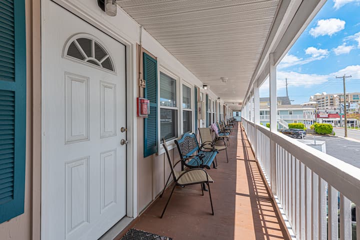 Our Cozy Beach Condo - Ocean City, MD