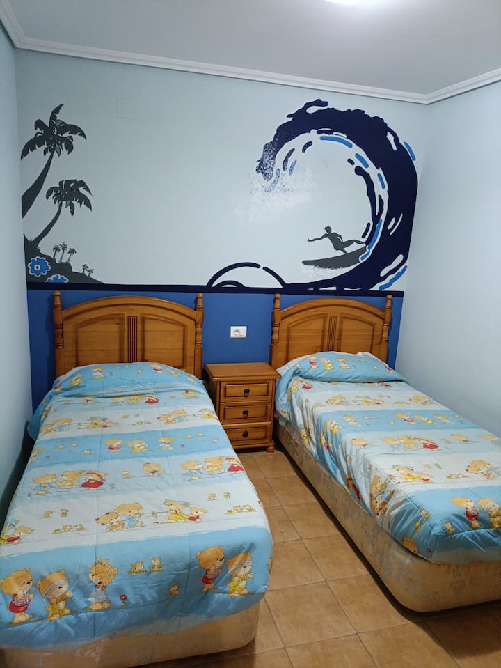 Apart. Planta Baja Grande, Acceso Independiente. - Almenara