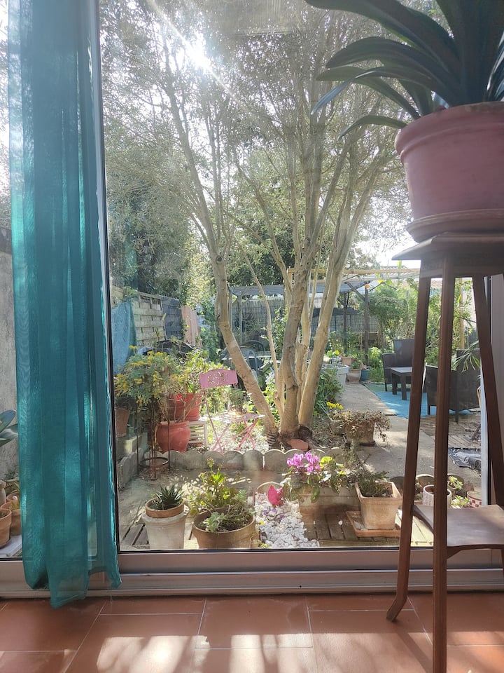 Agréable Maison, Avec Jardin ! - Rochefort, France