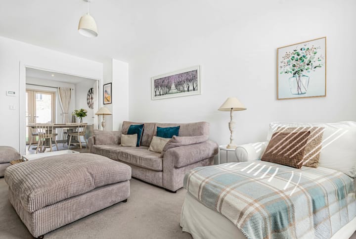 Gorgeous House Near Tythe Barn & Bicester Village - Bicester