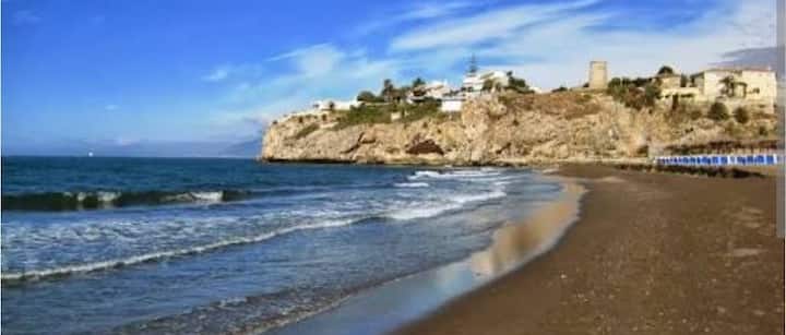 Málaga A 1 Minuto De La Playa. - Rincón de la Victoria
