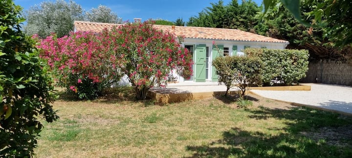 Jolie Maison, 500 M De La Plage, Grand Jardin - Île de Ré