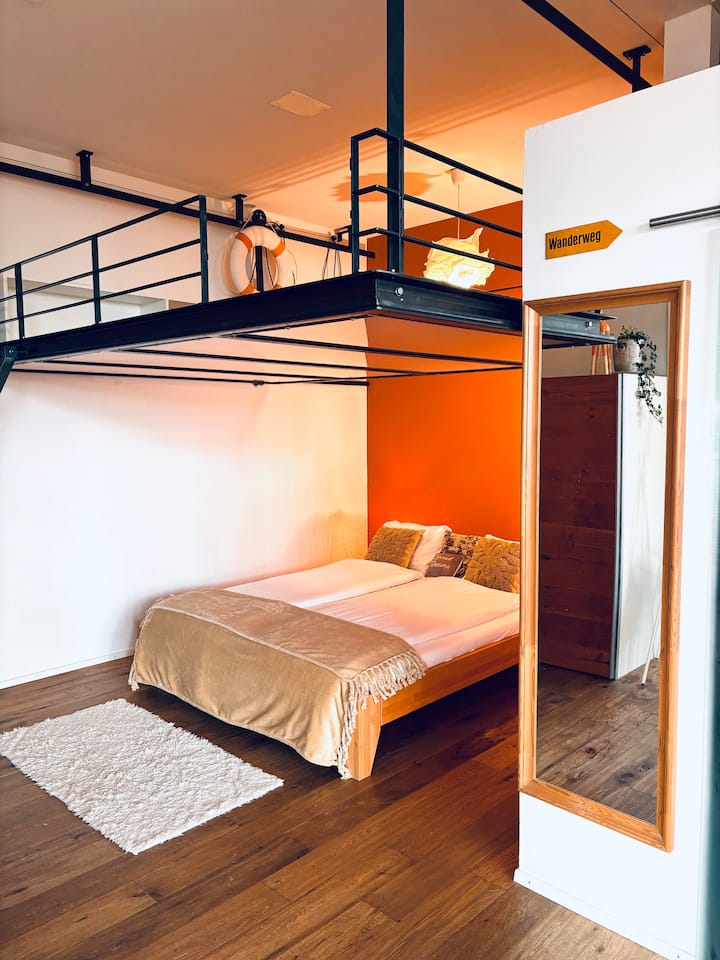 Room With Own Bathroom,  In The Old City Centre - Wilderswil