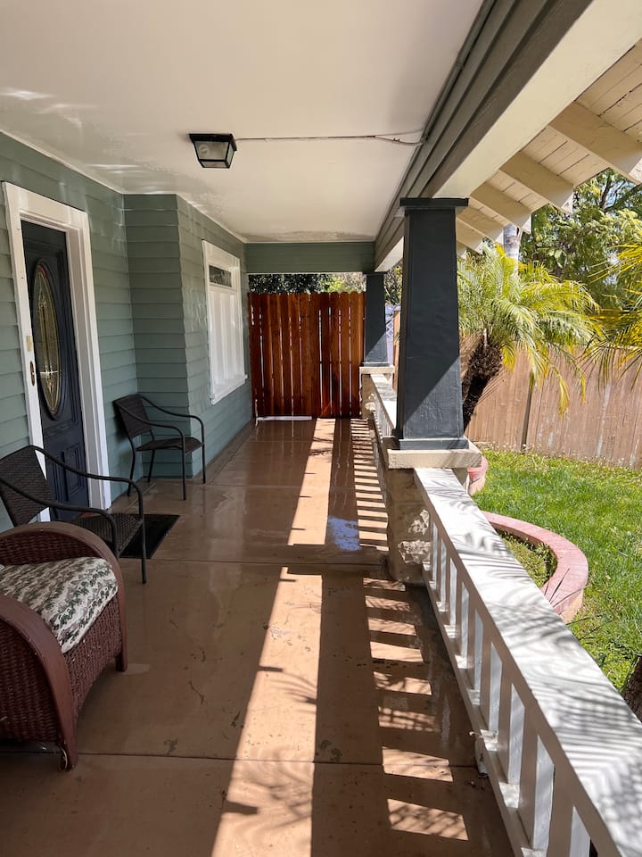 Private Studio Wood Streets - Riverside, CA