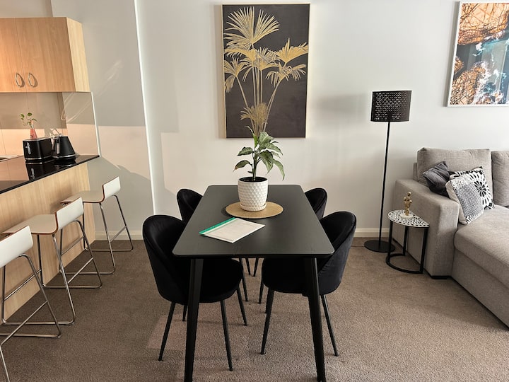 Lovely Private Room & Bathroom In Large Apartment - Brisbane