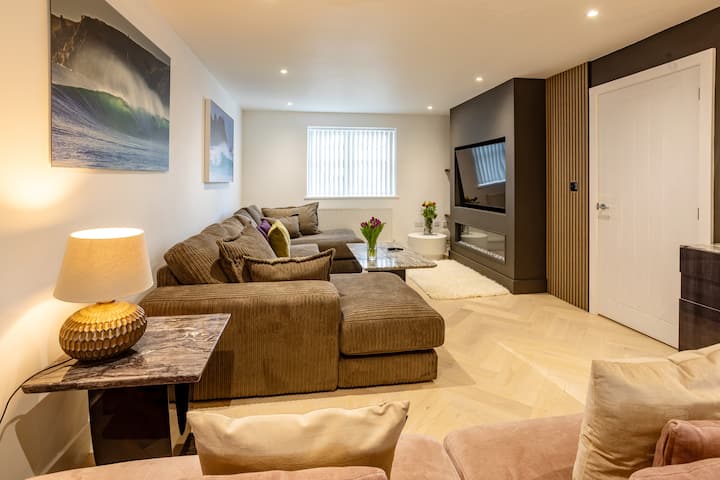 Luxe  3 Bed House Peaceful Private Estate Hot Tub - Penzance