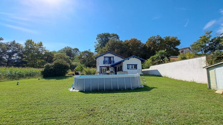 Maison Basque
# Rêve Bleu#
Jardin Avec Piscine - Espelette