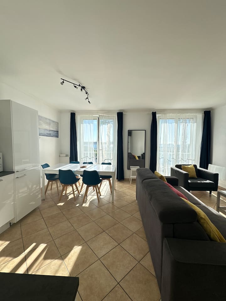 Sunny Apartment - Sur Le Port Vue Mer Parking - Bandol