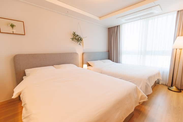 Weco Stay Myeongdong (Deluxe Quadruple F_1) - Seoul