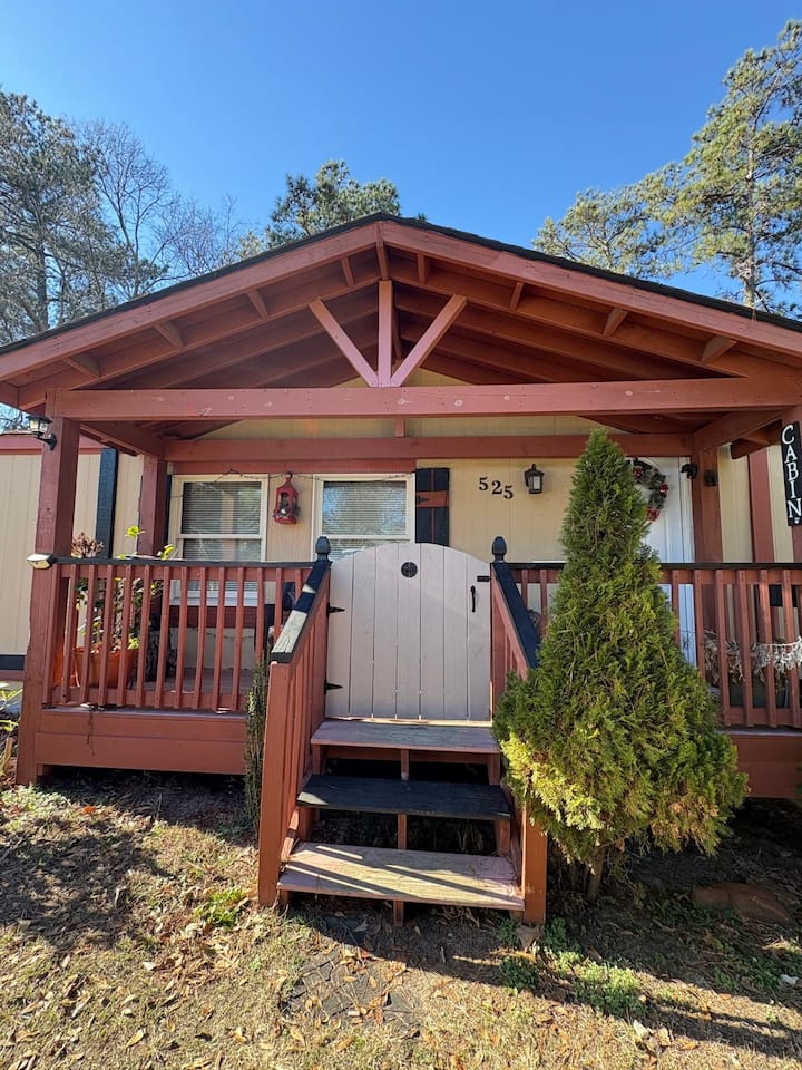 Rustic 3 Br Place On A Quiet Area W/ Self Checking - Augusta, GA