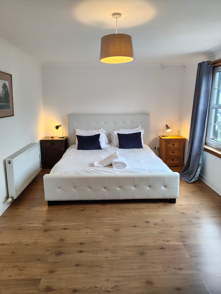 2 Bedroom Apartment At The Fintry Inn - Aberfoyle