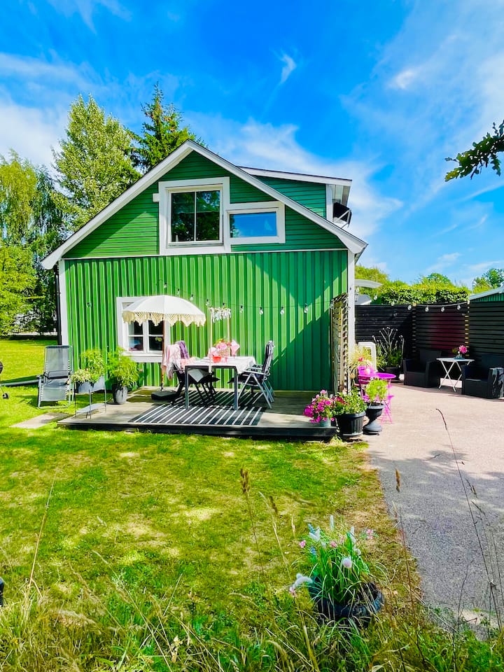 Hemtrevlig  Stuga På ÖLand Nära ÖLands Djurpark