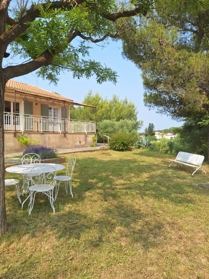 Grande Villa Climatisée Sur Les Hauts De Beaucaire - Beaucaire