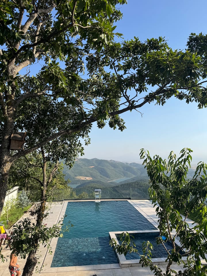 Villa Butovci Prishtine - Kosovo