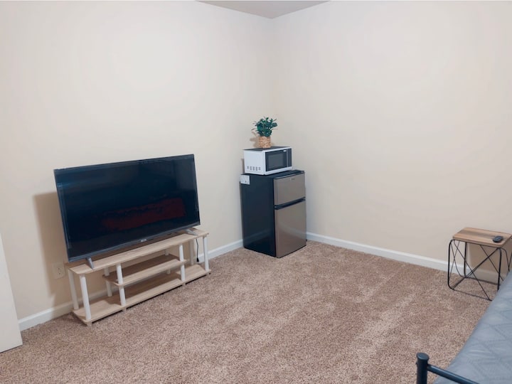Cozy Room In Safe Neighborhood! - Newnan, GA
