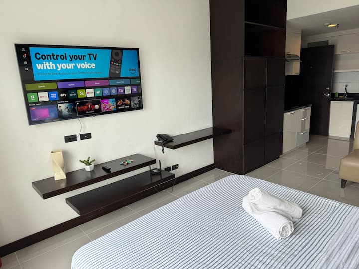 Luxury Studio With Swimming Pool Iii - Angeles