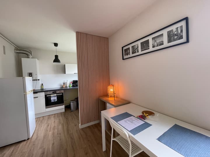 Appartement à Deux Pas Du Centre-ville Historique. - Quimper