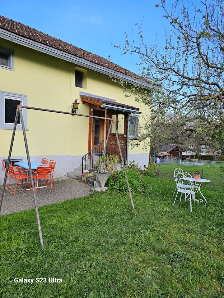 Klein Und Einfach: Gemütliche 3 1/2 Zi. Wohnung Gr - Valbella