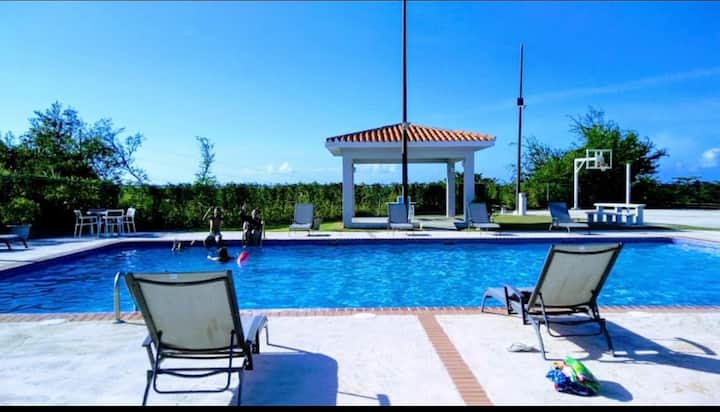 Río Grande Condo W/ Pool Near El Yunque & Beach” - Puerto Rico