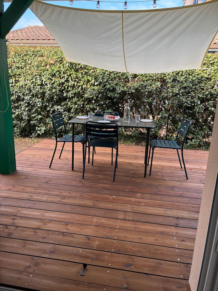 Appartement Avec Piscine Avec Son Jardin Privatif - Bias