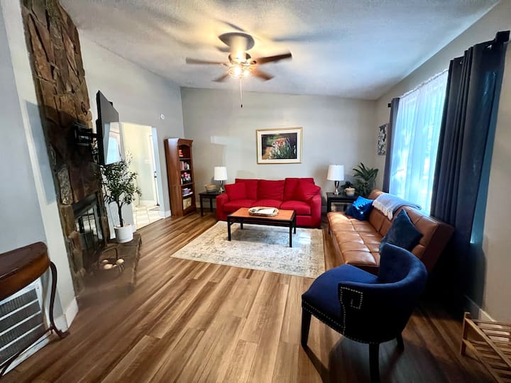 Raleigh Retreat W/ Peace And Quiet | 2 Bed / 2 Ba - 羅裡