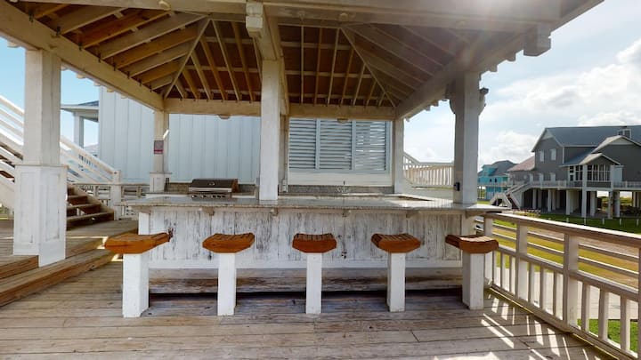 Hakuna Matata - Crystal Beach, TX