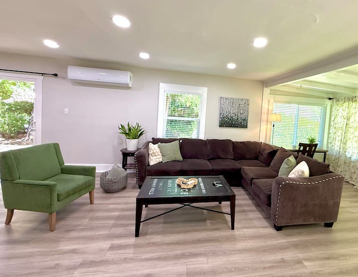 Peaceful Home Close To Disneyland Pets Welcome - Pico Rivera, CA