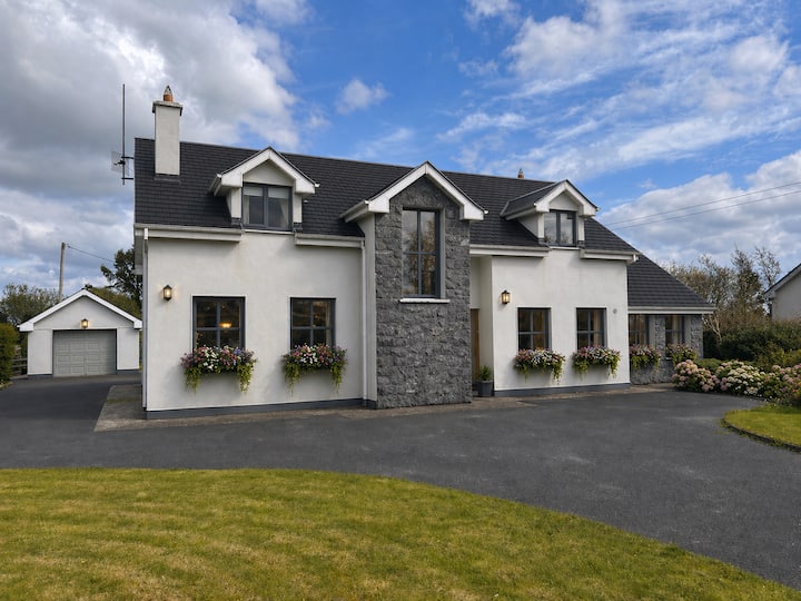 Home In Galway - Galway