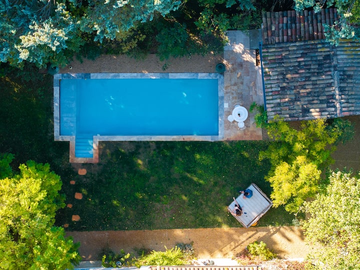 Ancienne Bâtisse Avec Piscine, Le Coeurisier - Le Thor