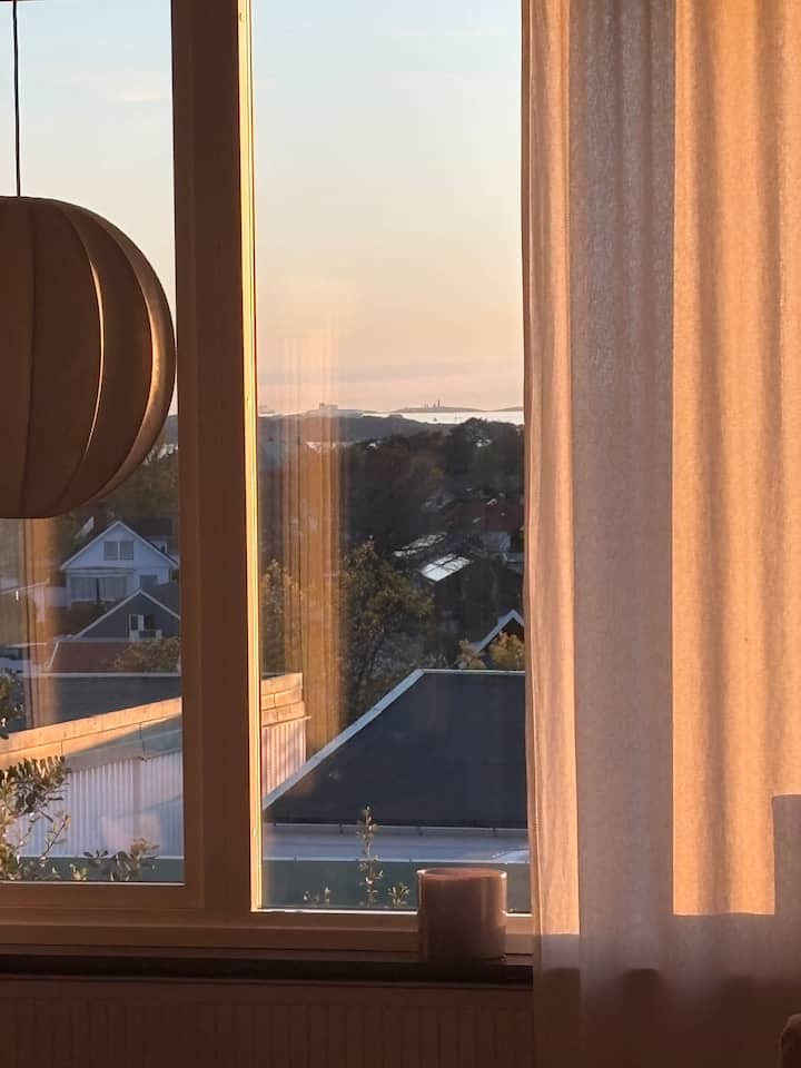 Havsnära Villa Med Fantastisk Utsikt & Trädgård - Göteborg