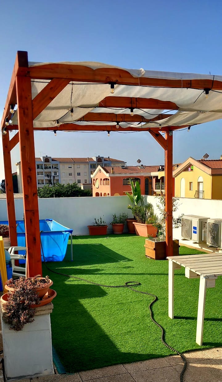 90m2 + 70 M2 De Terraza Al Lado Del Mar - Quartu Sant'Elena