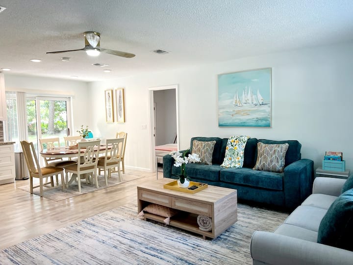 Comfortable Home In The Heart Of Pensacola - Pensacola, FL