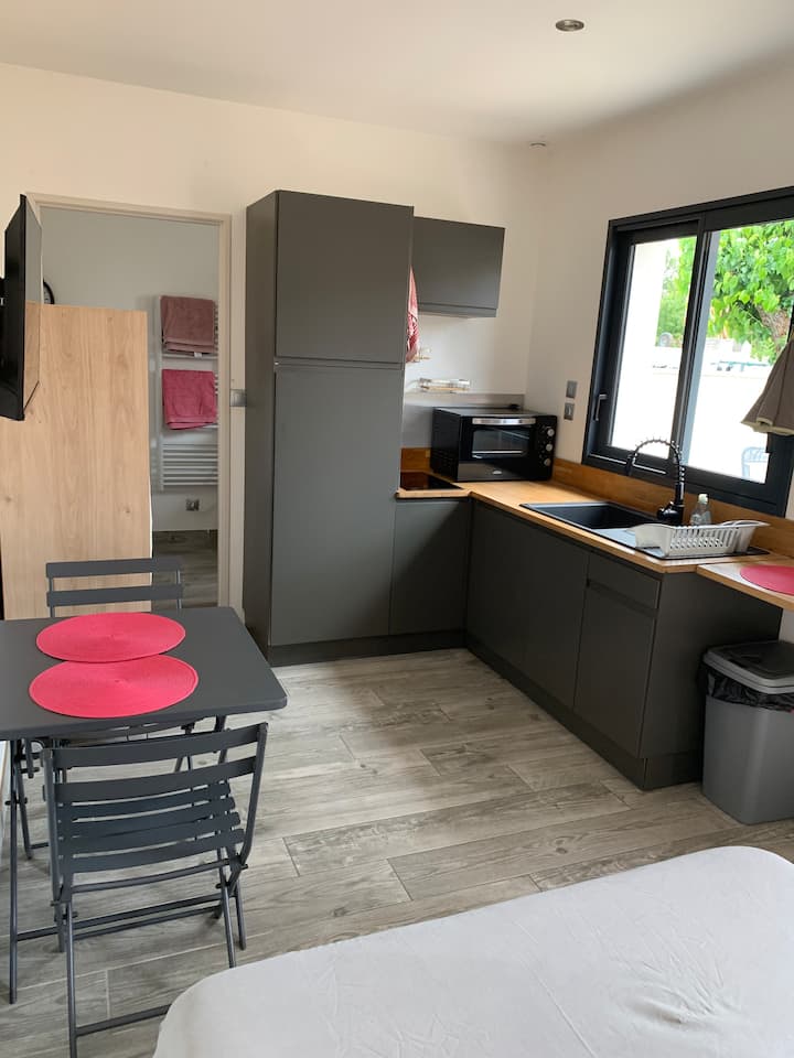Gîte Avec Extérieur Store Clim Parking - Aubenas