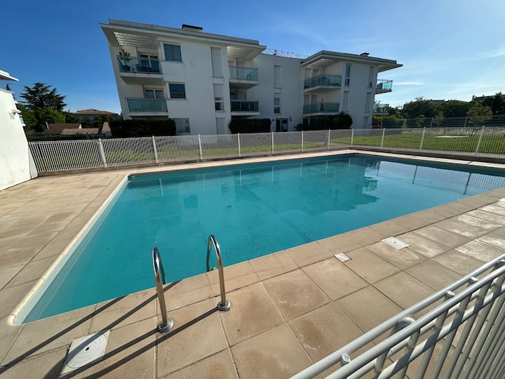 T2 Moderne Climatisé Avec Piscine Et Parking Privé - Valence
