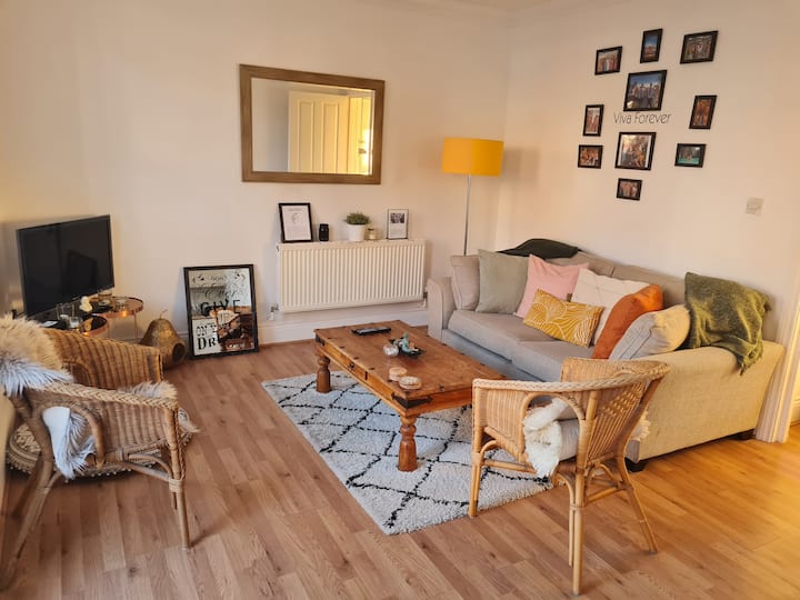 1 Bed Apartment In Pokesdown - Bournemouth