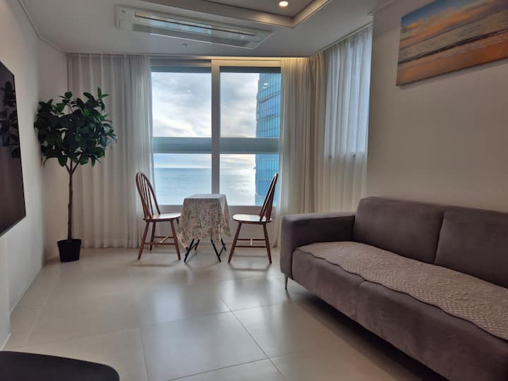 제넷Beach 12#해운대 바다뷰#캡슐열차
해운대비치 도보1분#엘시티워터파크 옆클럽오아시스 - Busan