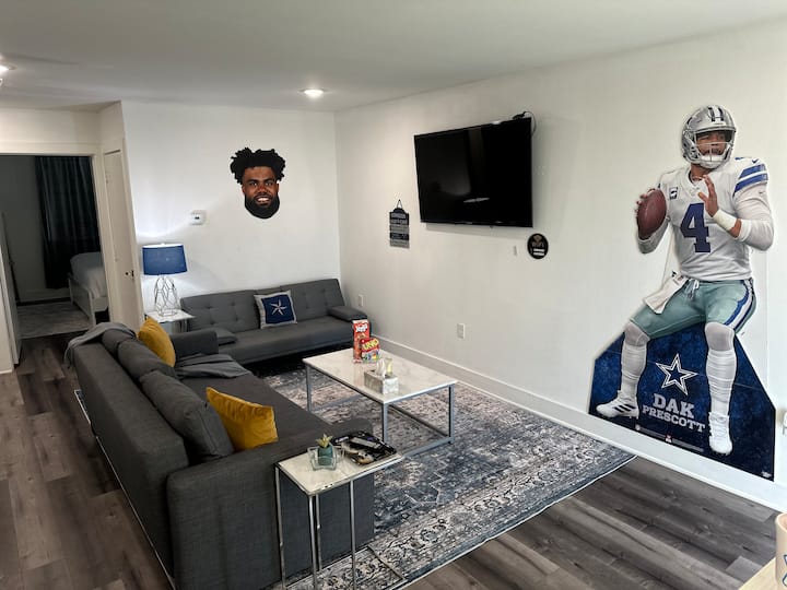 Touchdown 2br | Full Kitchen | Coffee Bar - Dallas, TX