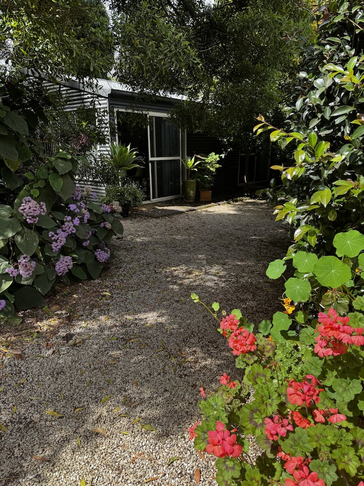 Studio In Leafy Stirling - Stirling