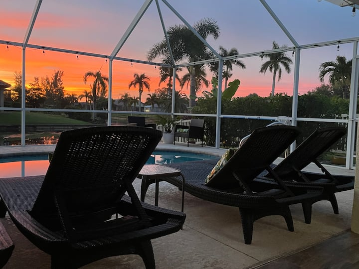 Sunrise/canal/4 Br/heated Pool - Cape Coral, FL