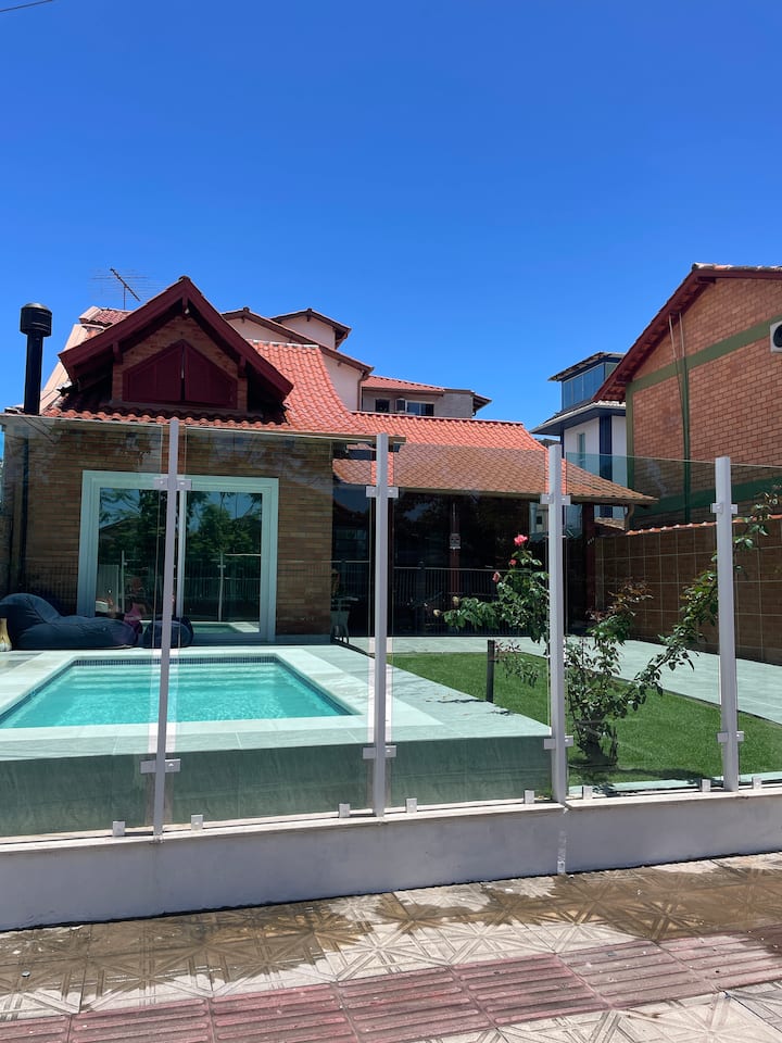 Casa Com Piscina  Em Canasvieiras - Florianópolis