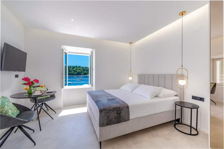 No.1 Seaview  Studio Apartment In The Center - Cavtat