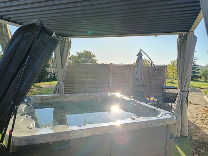 Piscine Chauffée, Jacuzzi Privés, Clim, Au Calme - Blaye