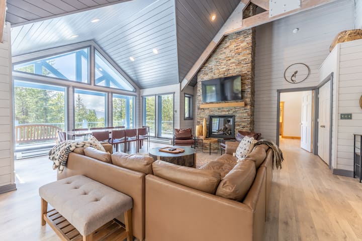 Large Porch W/ Outdoor Seating, Private Hot Tub, - Frisco, CO